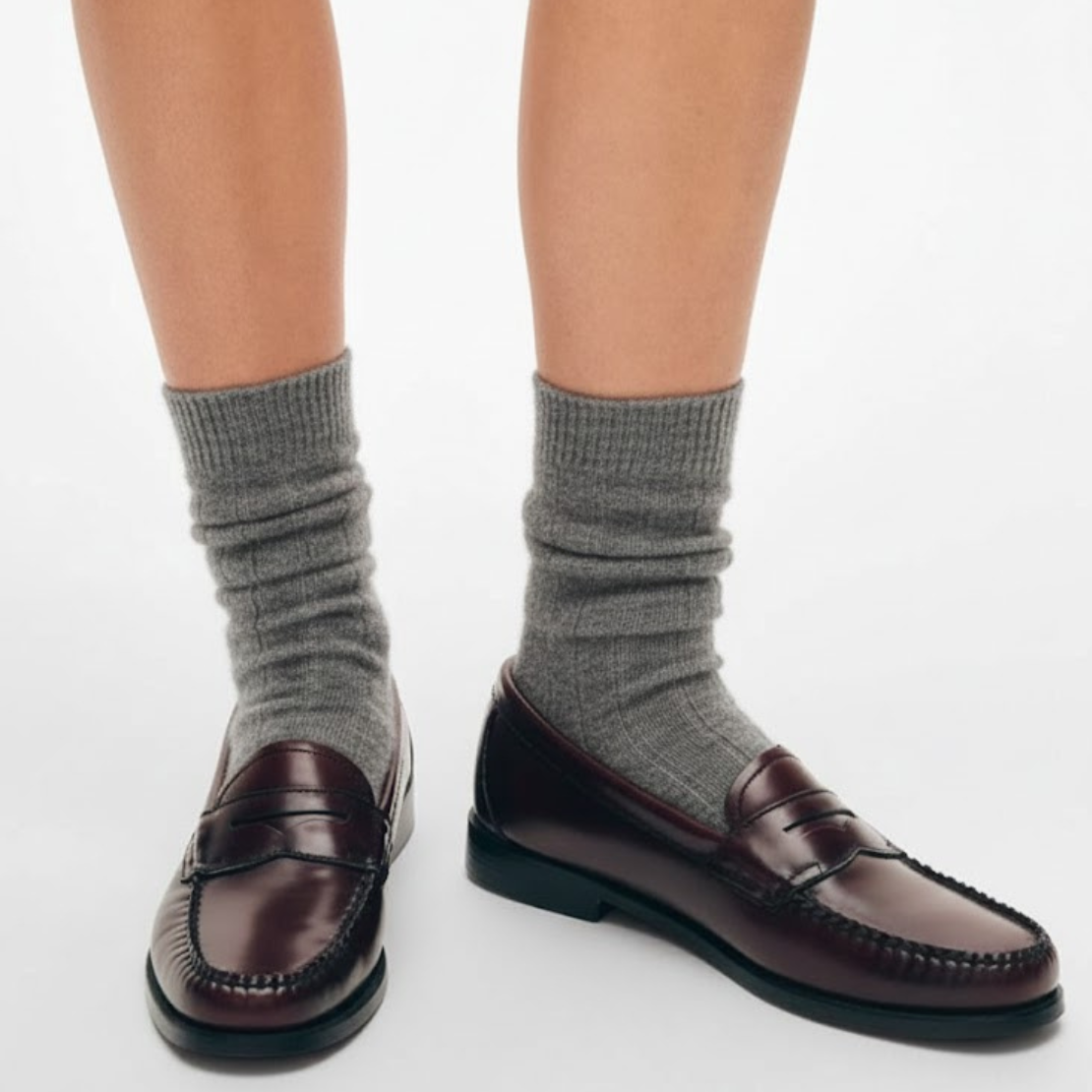 Cashmere Ribbed Socks – LADDER
